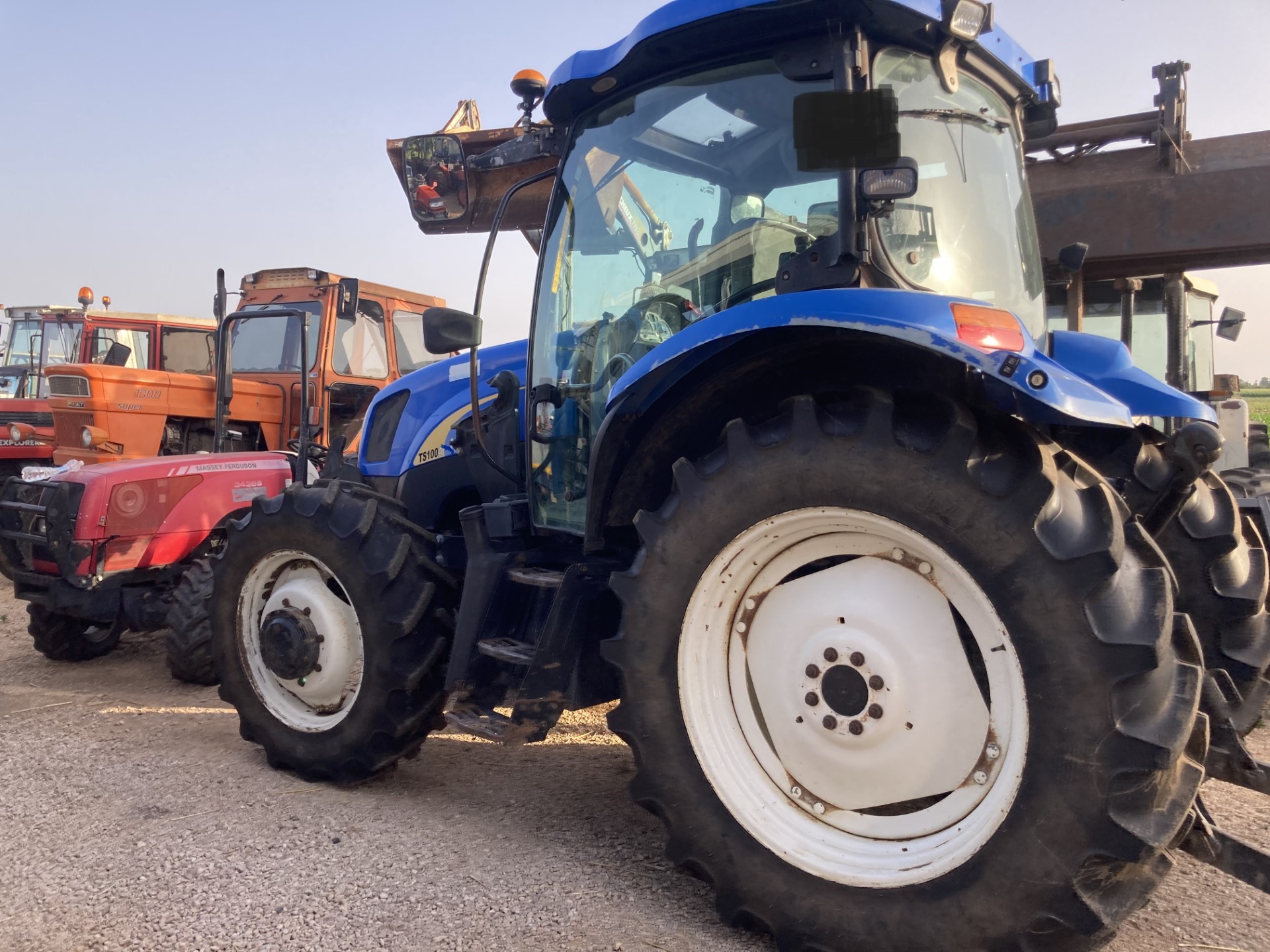 New Holland TS100A - Pacini Macchine Agricole