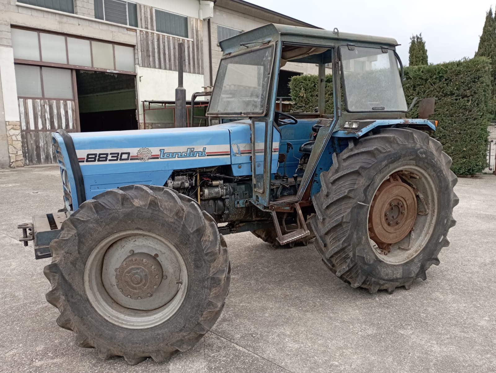 LANDINI 8830 DT